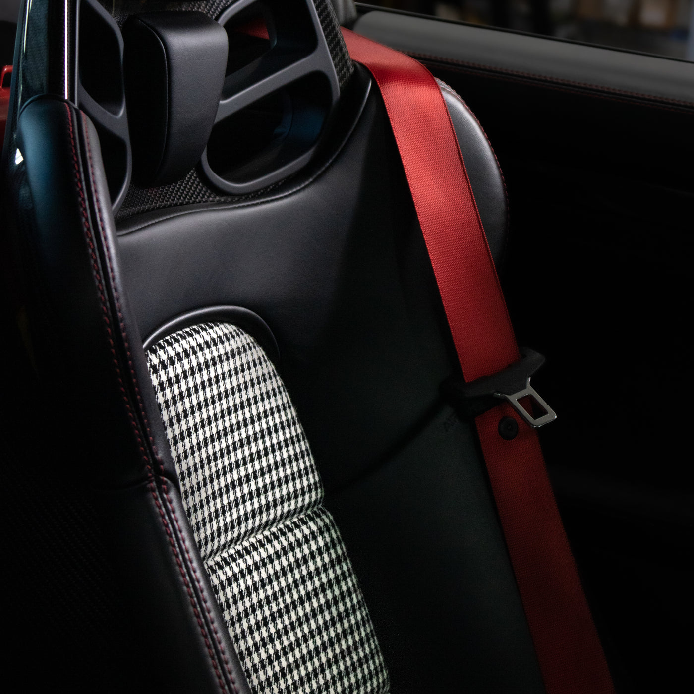 991/992/718/918 LWB Carbon bucket seat inserts. Starting at:– Studio ...